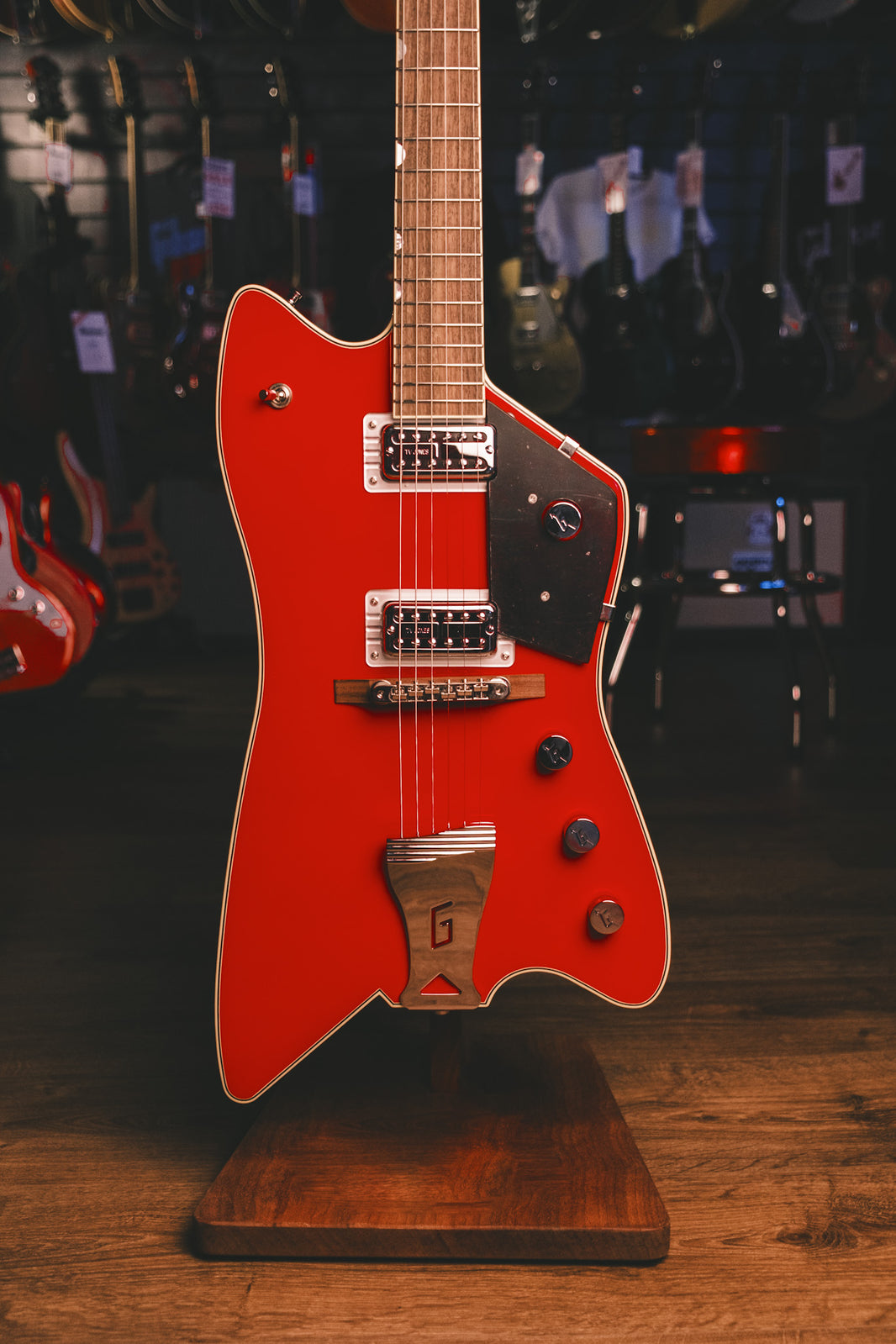 Guitar Shop and Musical Instrument Retailer - Music Bros Store